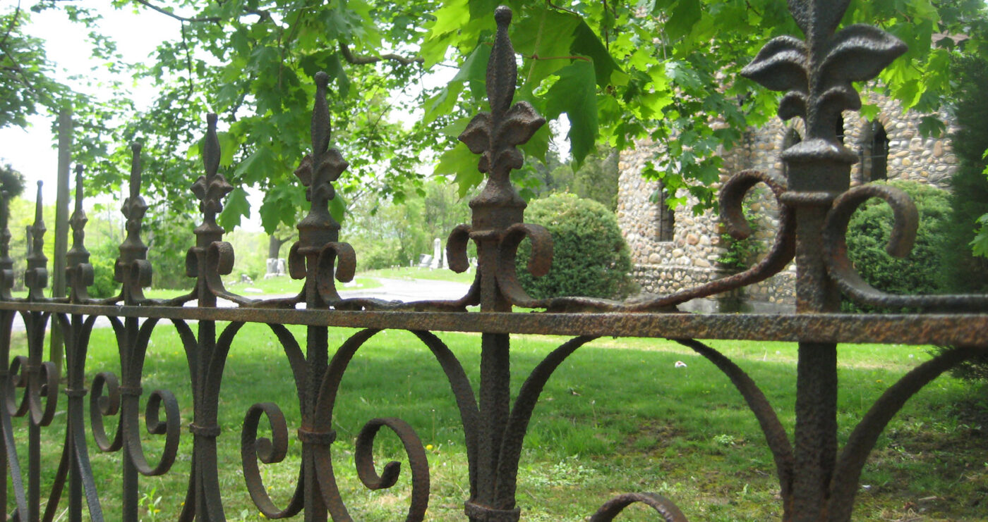 Précis written by Sanjeev Sethi at Spillwords.com