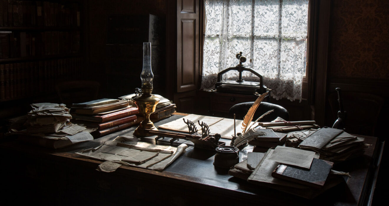 Desk, a poem written by Eliza Segiet at Spillwords.com