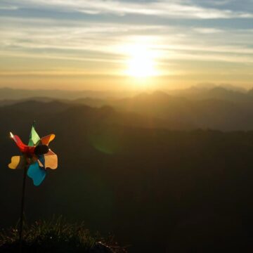 Color Wheel, a poem written by Mike Turner at Spillwords.com